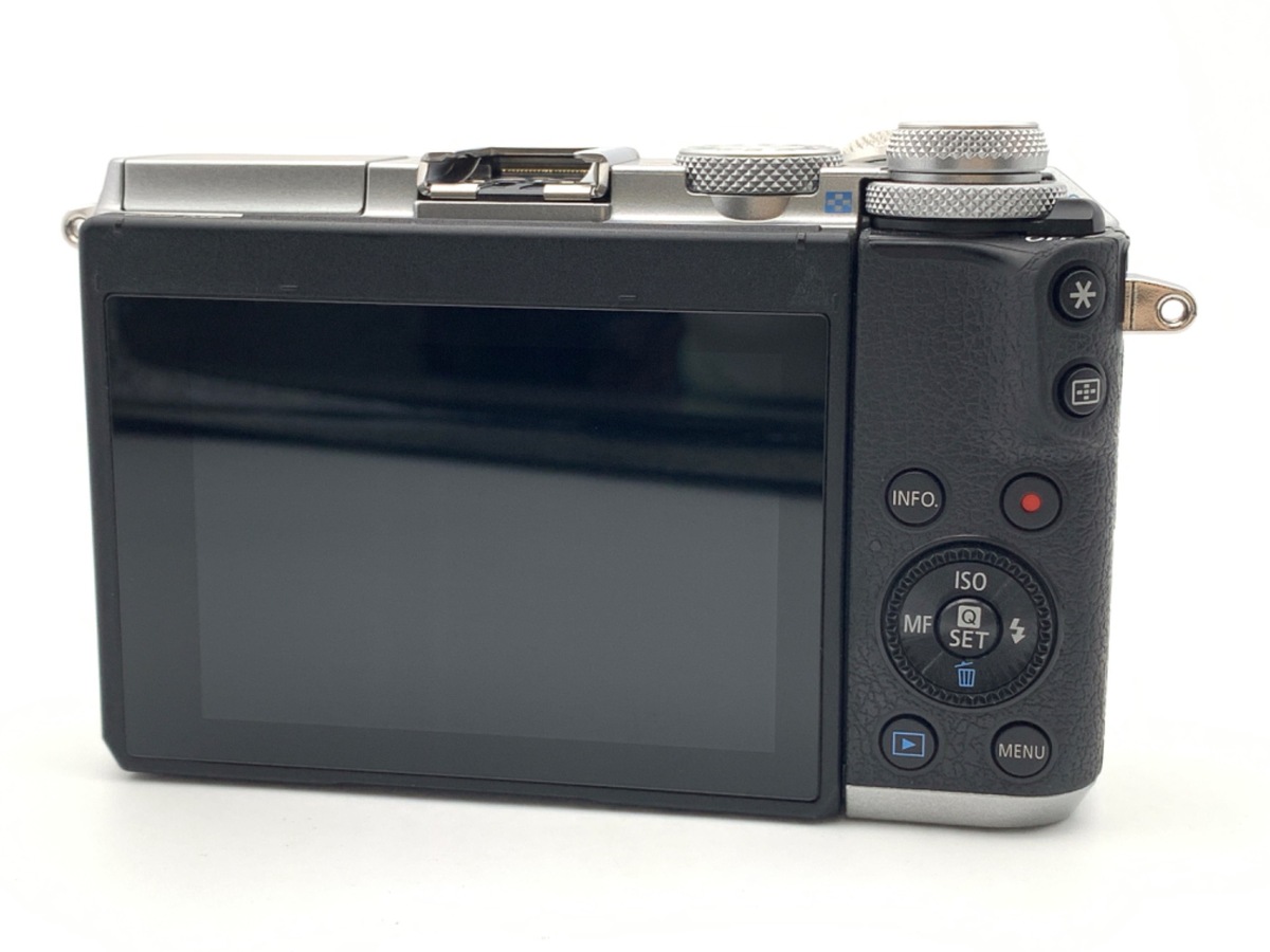 EOS M6 日常を特別に変える魔法のカメラ - 魅惑の中望遠